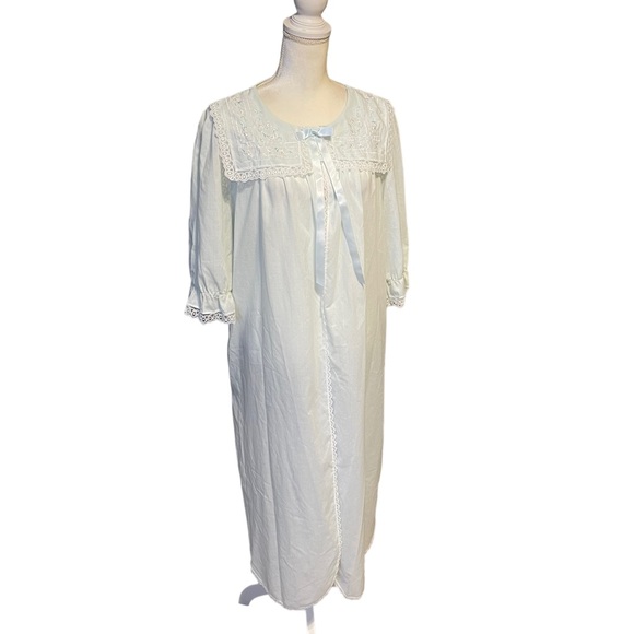 Cachet | Intimates & Sleepwear | Cachet Vintage Light Blue Robe | Poshmark